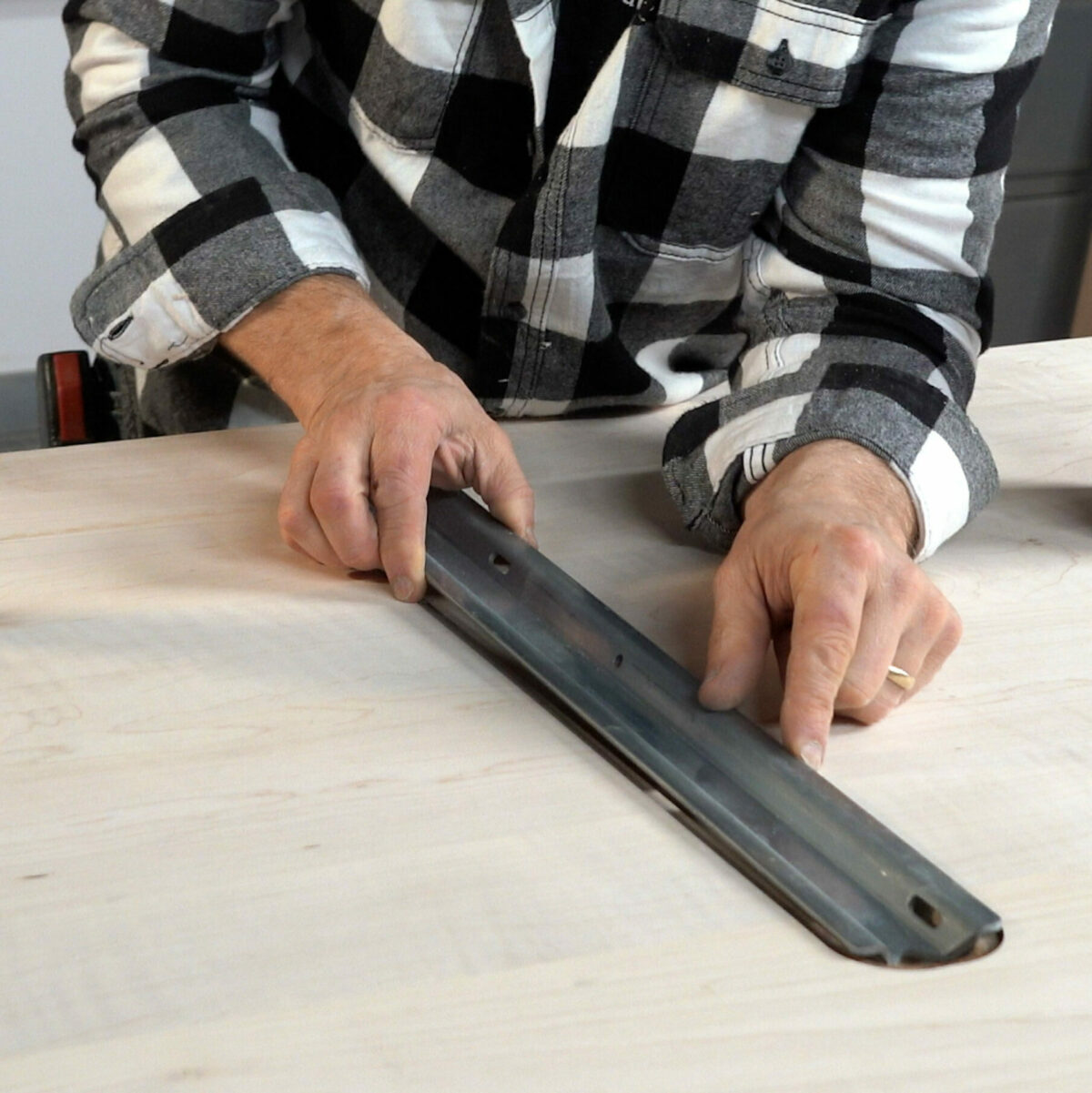 Osborne Wood | Recessed V Stabilizer